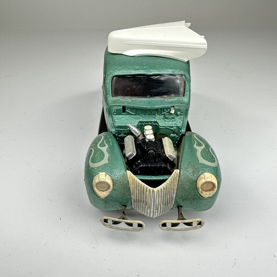 AMT TROPHY SERIES 1940 FORD SEDAN THE JOKER 1/25 SCALE 1960s Release ...