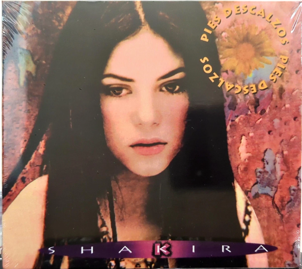 Shakira Pies Descalzos Album Cover