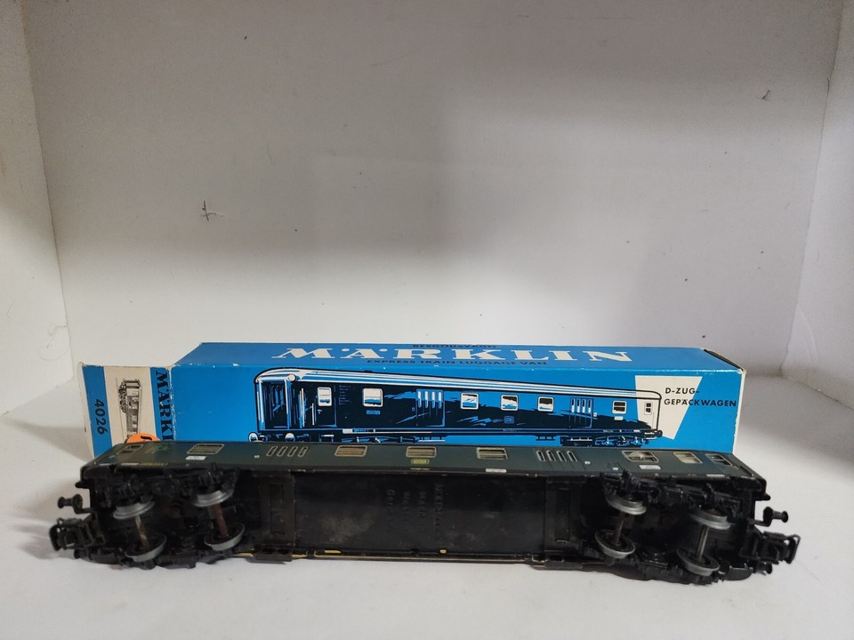 Marklin DB Passenger Car 4026 HO Scale AC | eBay