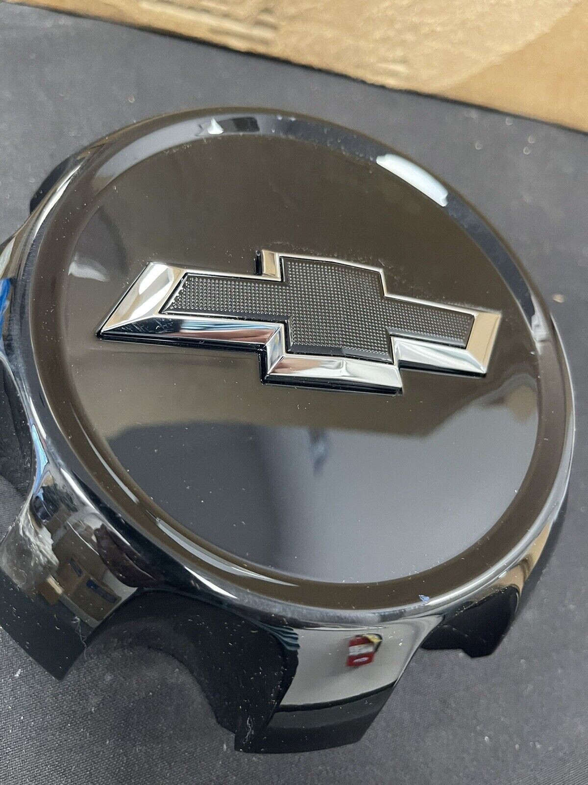 2020-2024 Chevrolet Silverado HD Center Cap 84894347 | Black | w ...
