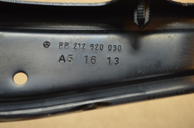 10-13 MERCEDES W212 E Class Headlight Frame Support Bracket Left ...