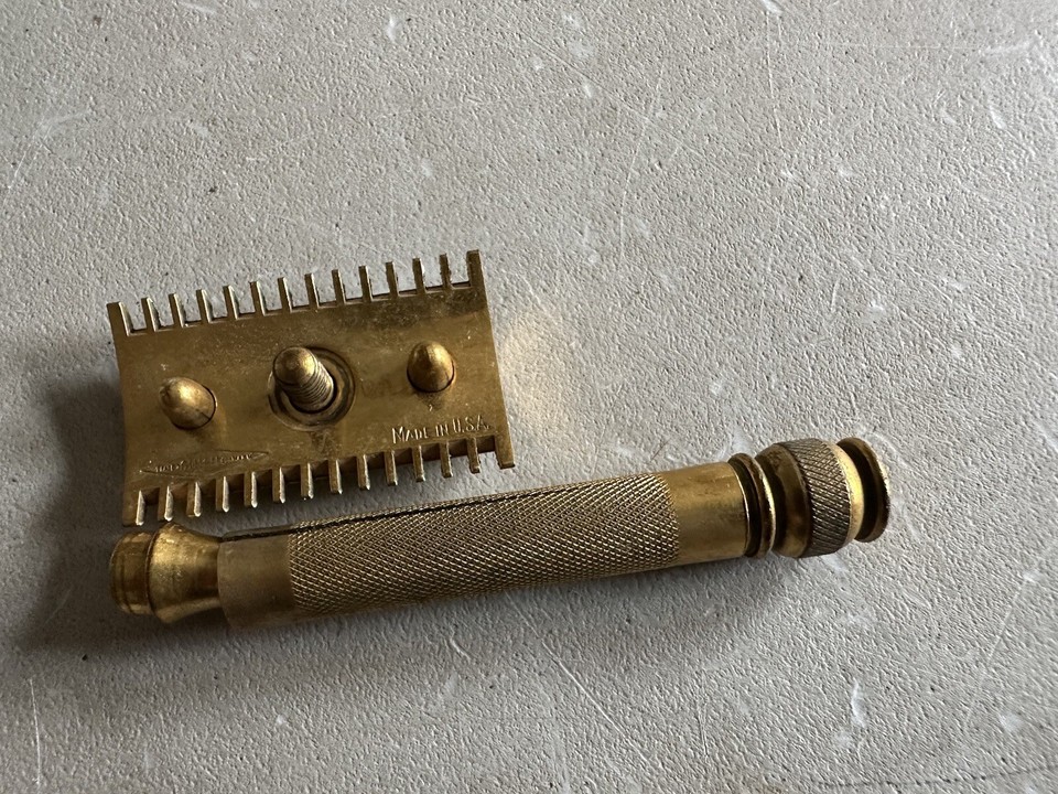 Antique Vintage Gillette Gold Aristocrat Razor Original Case & 2 More ...