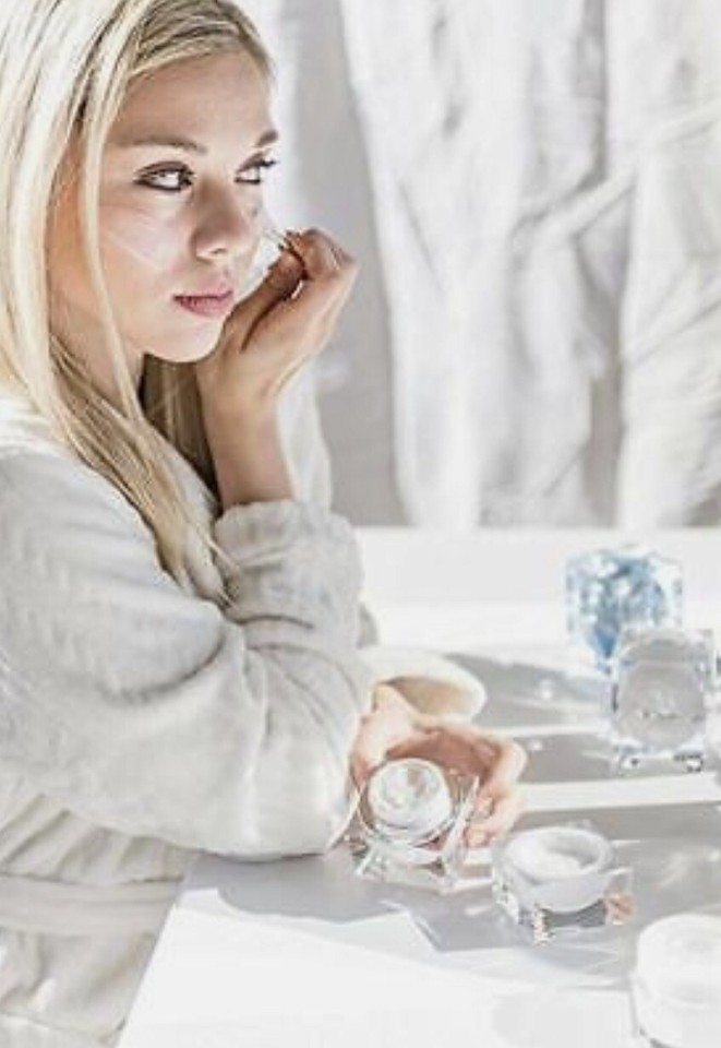 Forever Flawless White Diamond AM Day Cream and Peeling Gel Set . | eBay