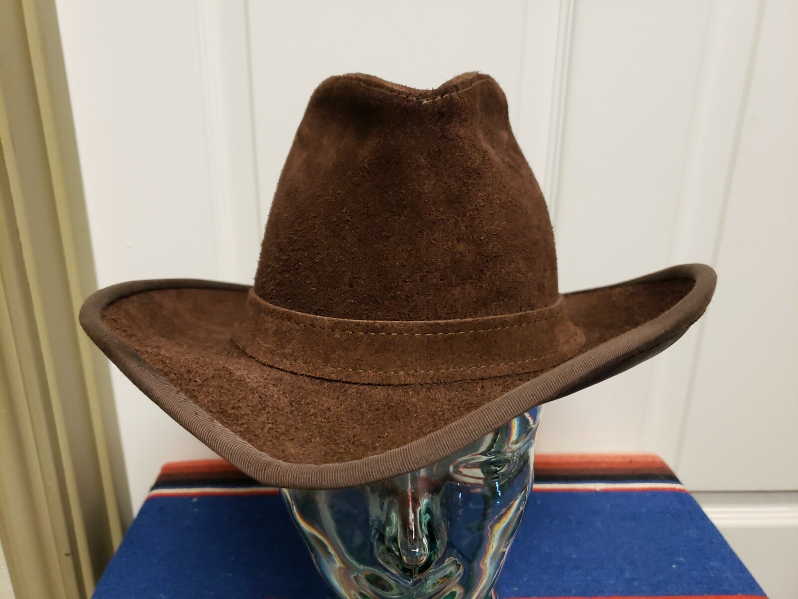 Vtg Brown Suede Outback Hat Size M Trim Around Brim Brown Suede Hat ...