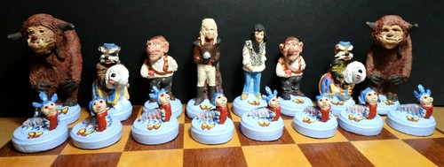 Labyrinth Chess set, Jareth, Sarah, Ludo, Hoggle, Sir Didymus 'Ello ...