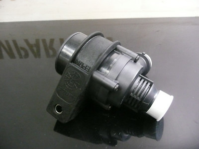 NEW GENUINE BMW X5 E70 E70 LCI F15 X6 E71 F16 AUXILIARY WATER PUMP ...
