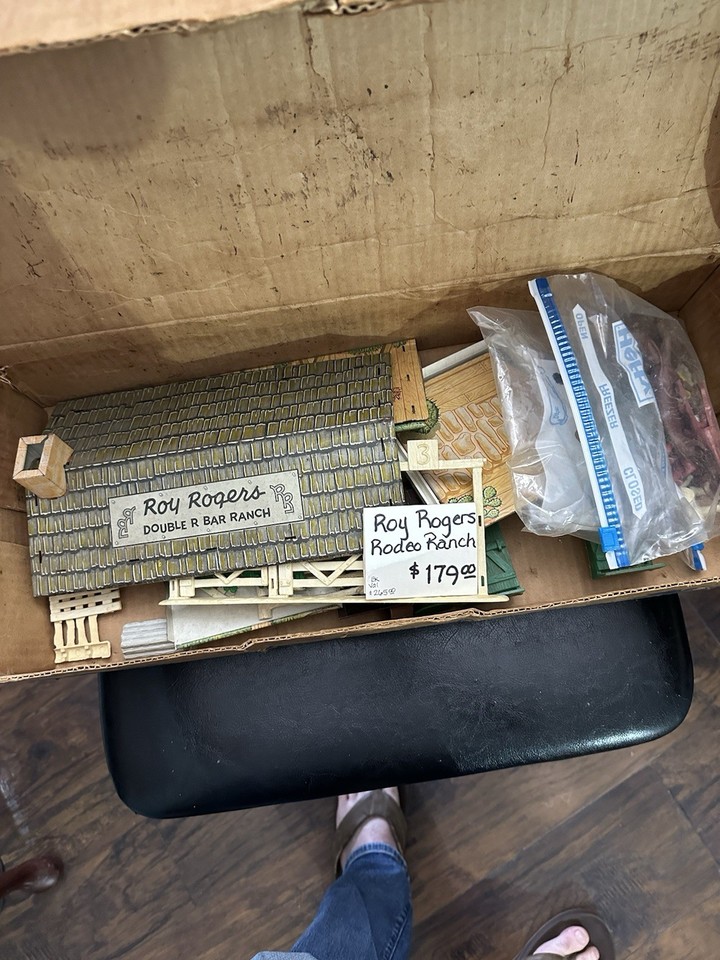 Marx 1950's Roy Rogers Rodeo Ranch Playset #3992 w/ Double R Bar Ranch ...