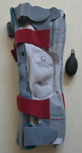 Bauerfeind Knieorthese SofTec OA Knie rechts Gr. 4 *neu* + OVP | eBay.de