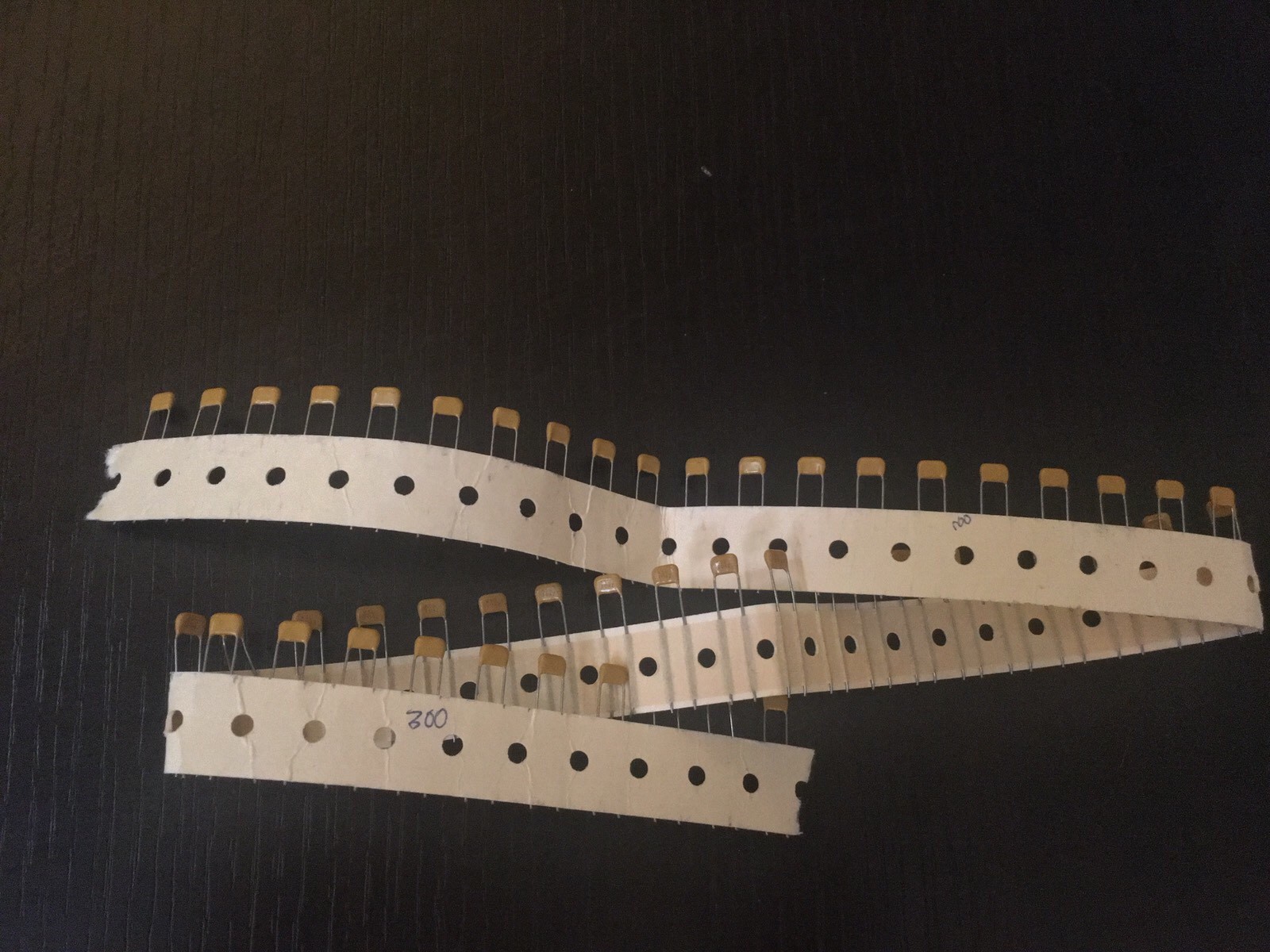 50 Pcs 0.1 uF/50V 104Z (+20%-80% tolerance) Monolithic ceramic ...