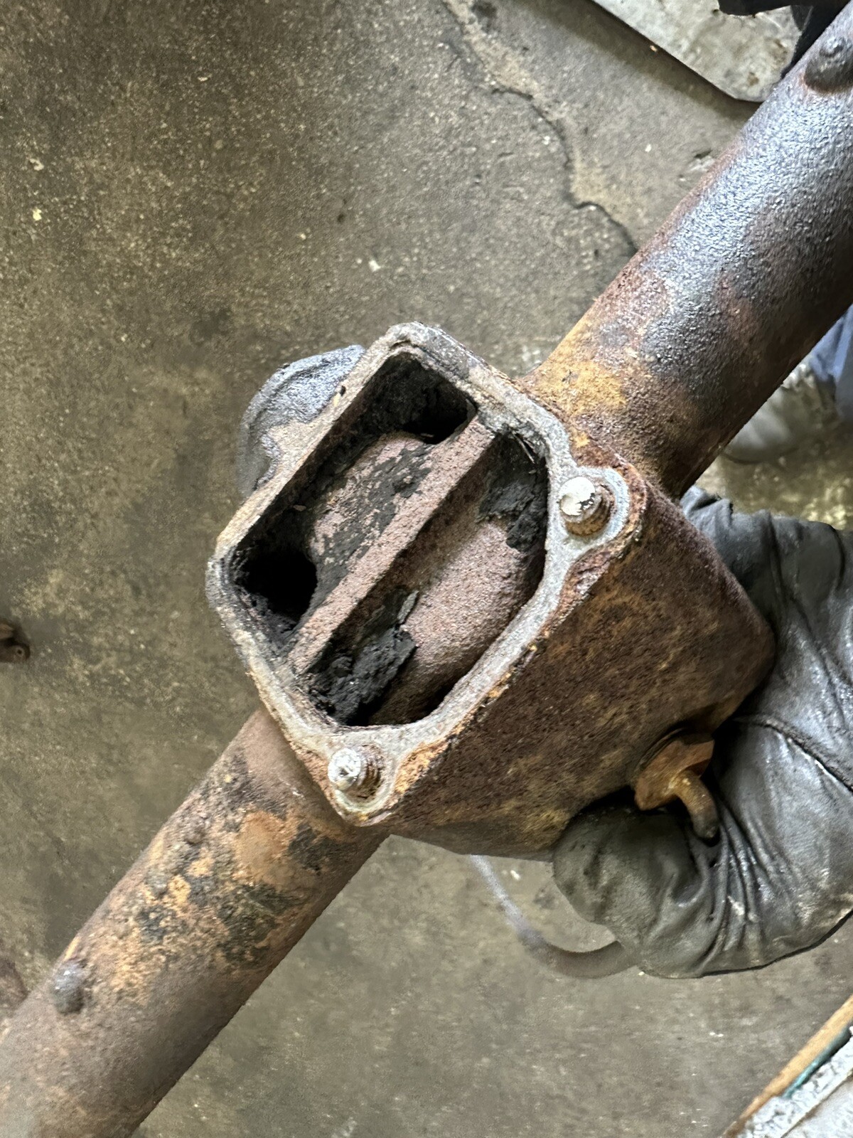 1956-1962 Chevrolet 235 Intake Manifold ML4W22 | Genuine OEM