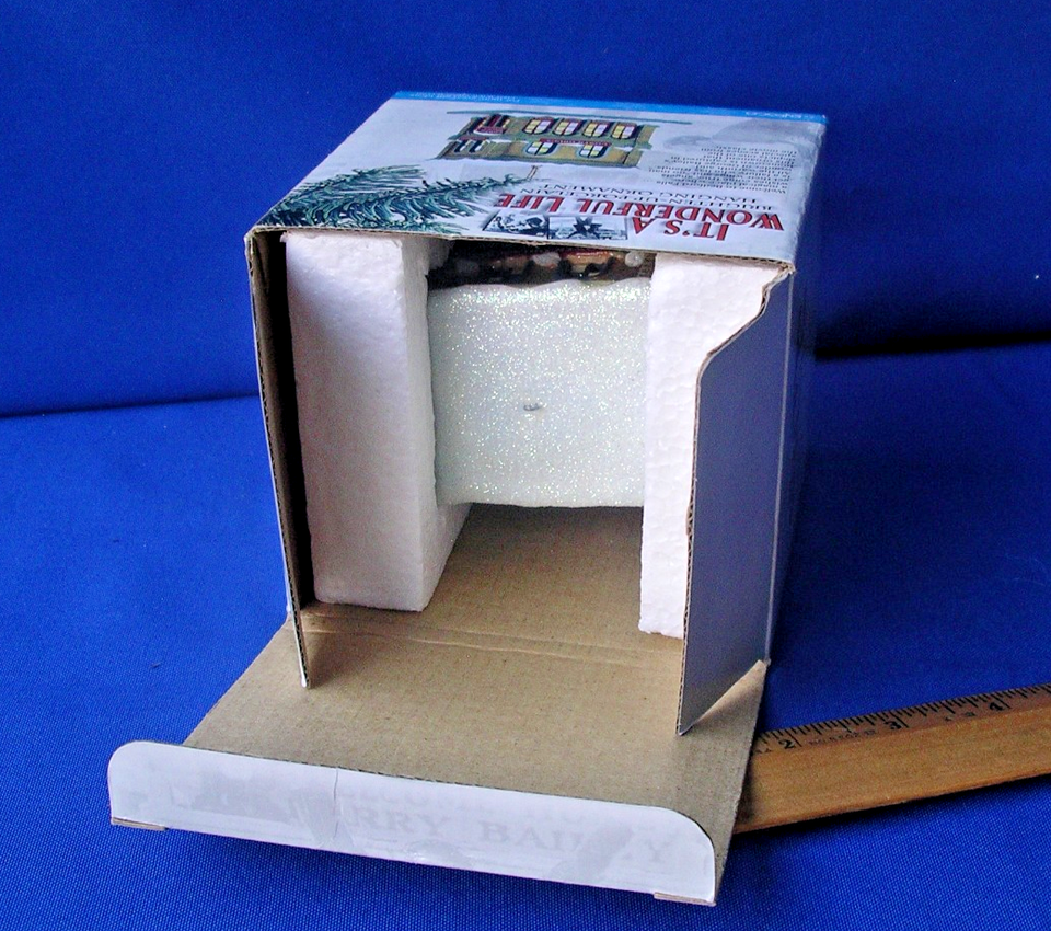 2002 Enesco It's a Wonderful Life Gower Drug Store Light Up Porcelain ...