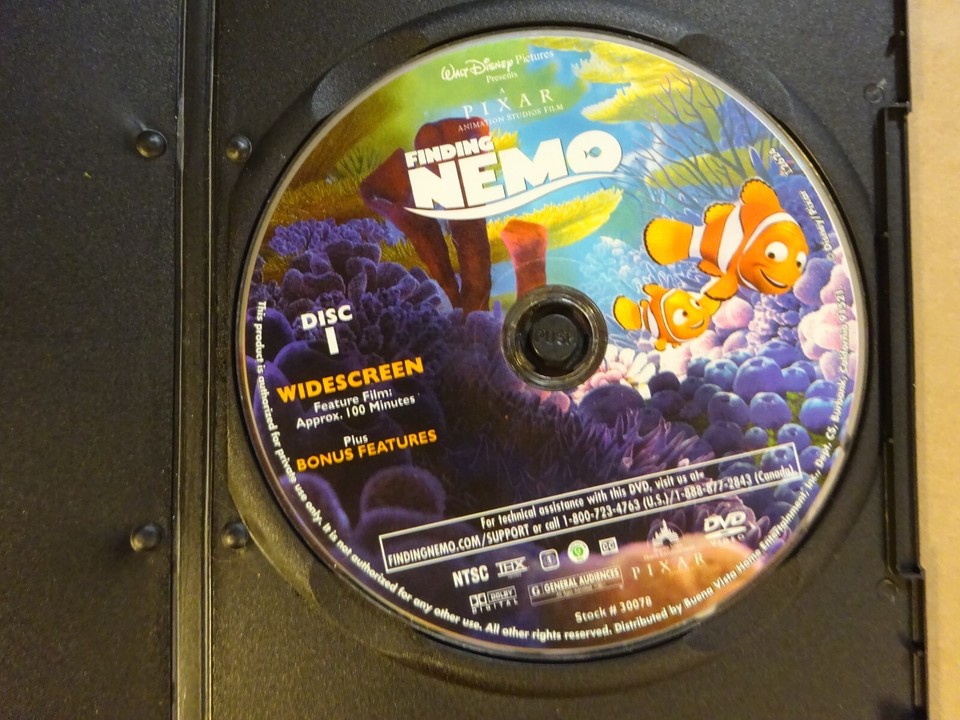 Authentic Disney - Finding Nemo - DVD Disc 1 (Widescreen Edition) Only ...