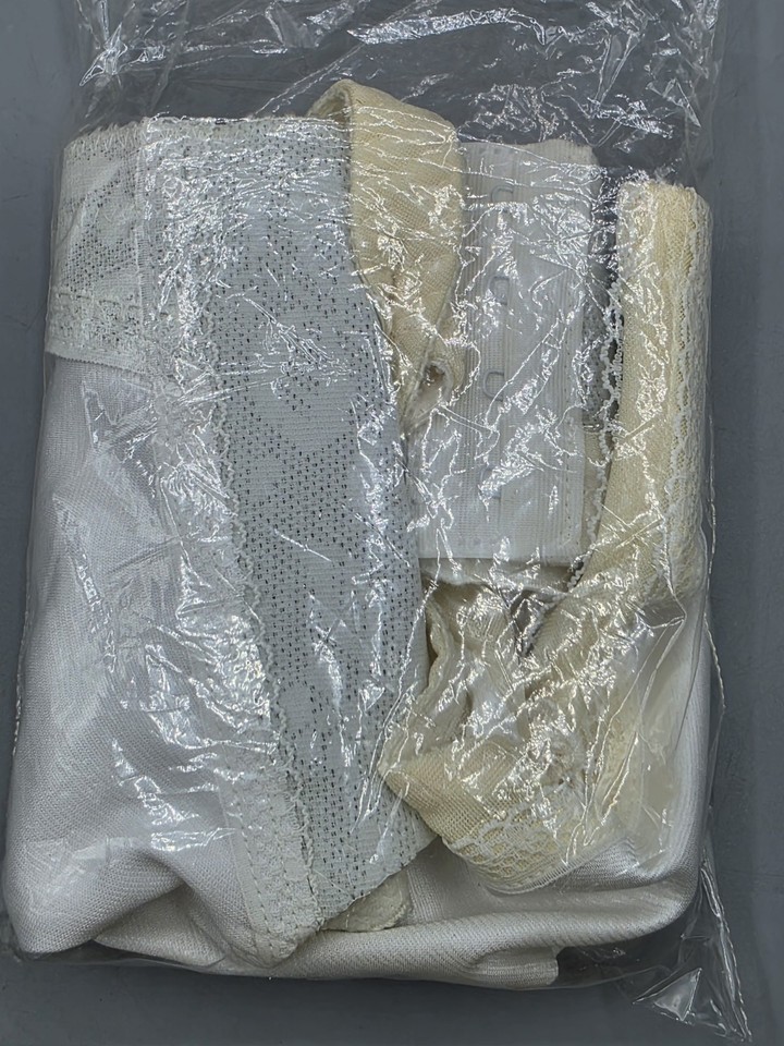 VINTAGE 1980s Playtex 18 Hour Seamless Bra, Tricot Cups, White Size 38 ...