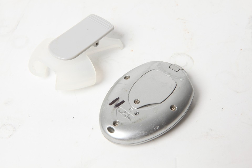 Omron Walking Style HJ-112 Pedometer Manual Belt Clip with New Battery ...