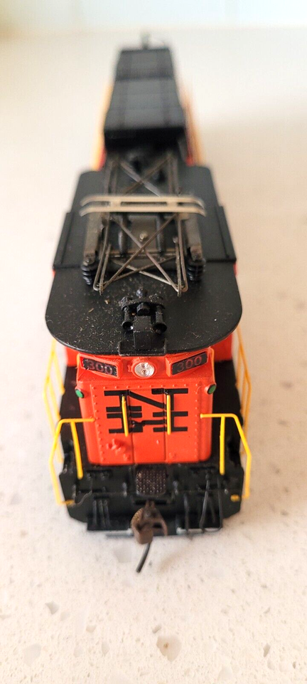 Bachmann Spectrum HO GE E33 New Haven Loco with light function | eBay