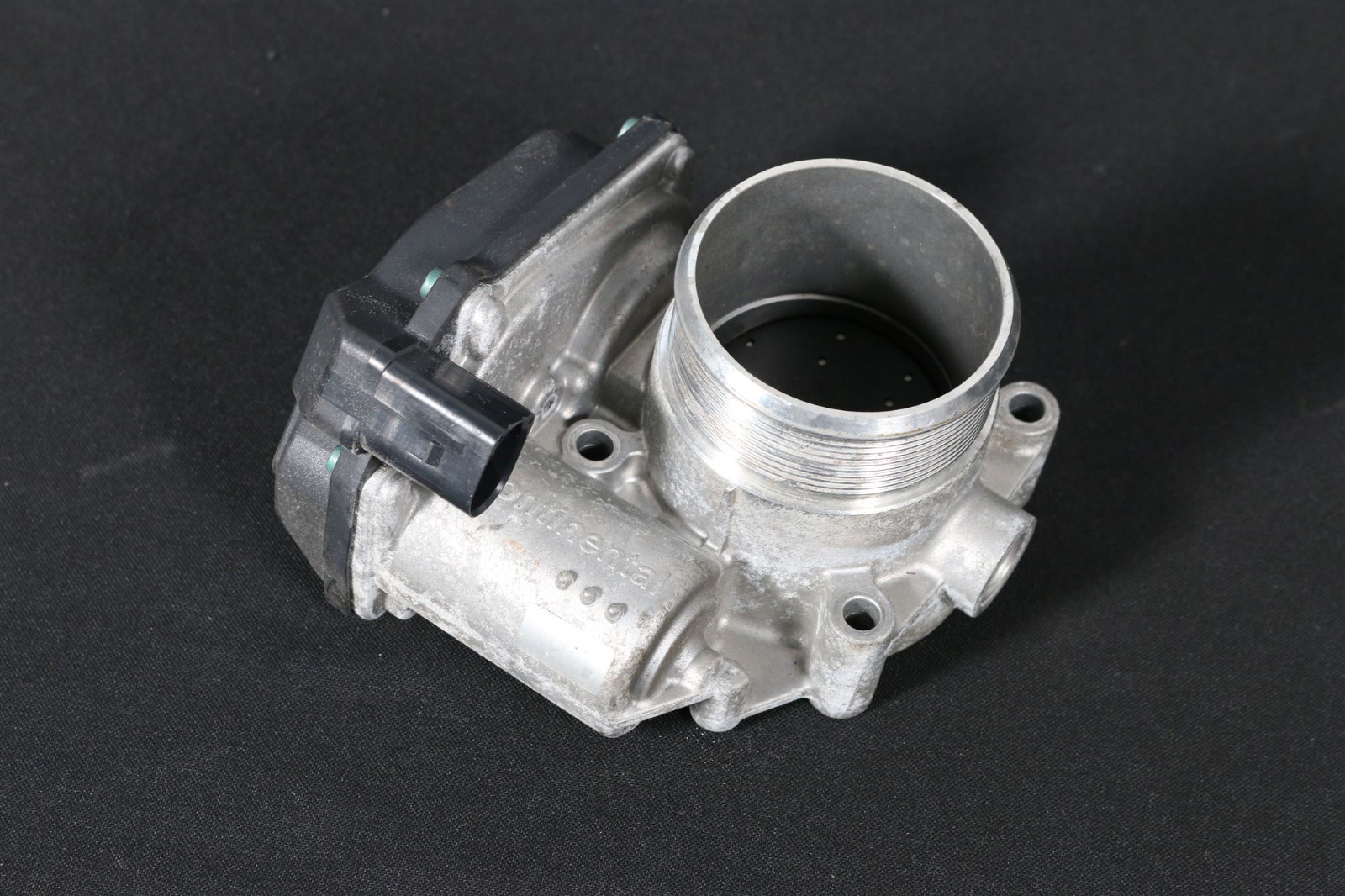 43,679km Audi Q5 A4 VW Golf 5 Passat CC Tiguan Throttle Body 06F133062Q ...