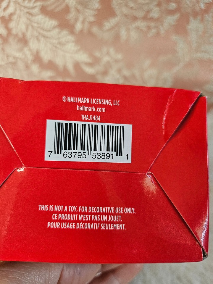 2019 Hallmark Ornament Red Box - COFFEE CUP - COBELET A CAFE' | eBay