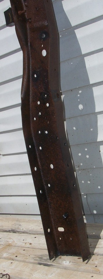 77.5 - 79 FORD F250 F350 4X4 DRIVER SIDE REAR FRAME RAIL SECTION APPROX ...