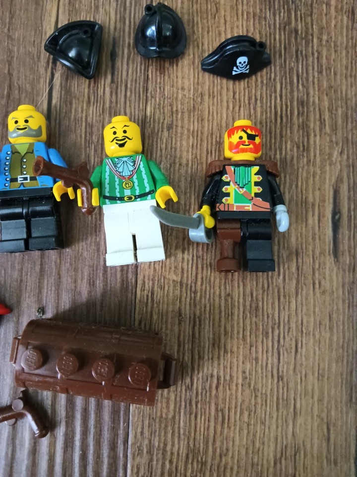 Lego Pirates 6204 Buccaneers Minifigures | eBay