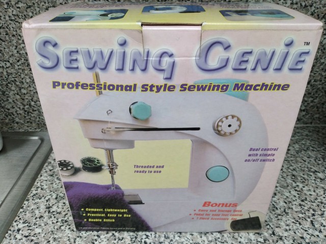 2001 Sewing Genie Professional Style Sewing Machine Battery Operated ...