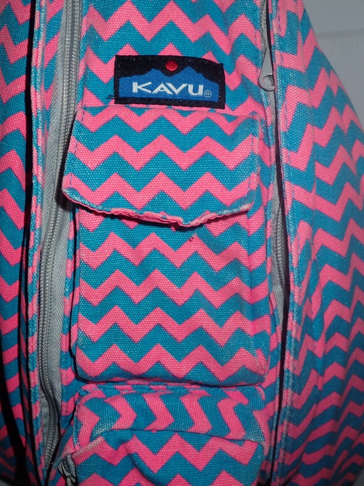 KAVU Rope Sling Crossbody Backpack Canvas Bag Blue Pink Chevron Zig Zag ...