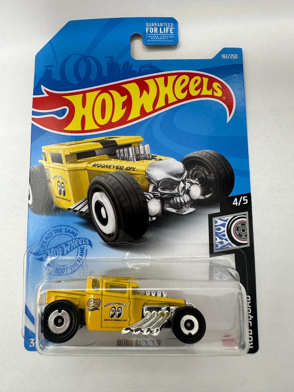 2021 Hot Wheels #161 Rod Squad-Moon Eyes 4/5 BONE SHAKER Yellow w ...