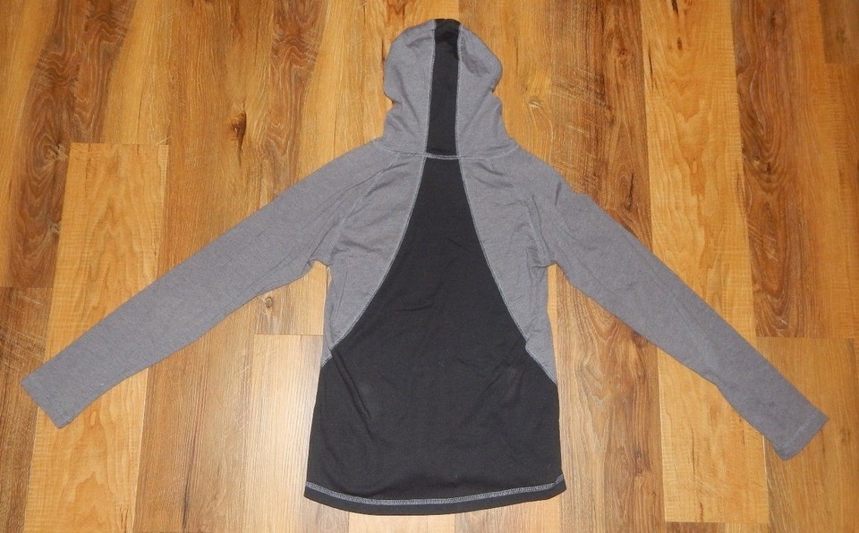 *YOUTH SIZE LARGE 12/14--SOFFE BRAND LONG SLEEVE HOODED TEE--RUNS SMALL ...