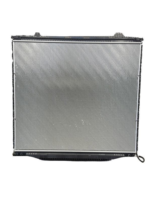 International LT Radiator 2516108C91 (800-38949) | eBay