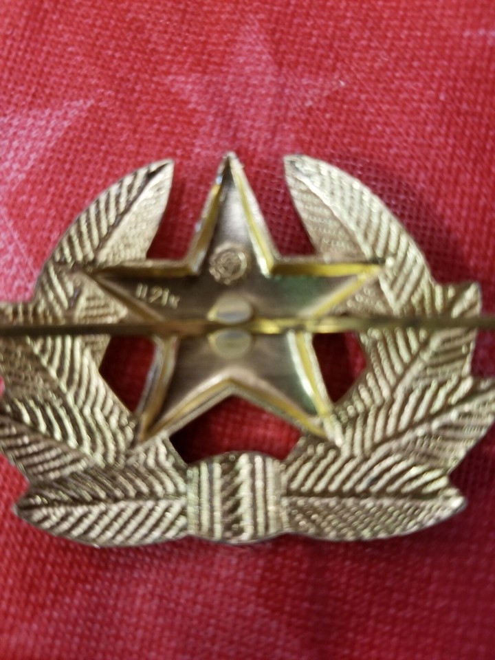 MARKED AUTHENTIC SOVIET RUSSIAN METAL RED STAR & WREATH, Hat Pin end of ...