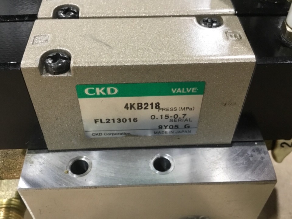 CKD 4KB218 Pneumatic Valve Assembly FL213016 #01F26 | eBay