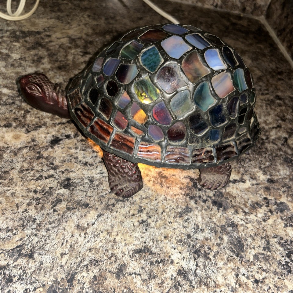 VINTAGE TIFFANY STYLE STAINED GLASS TURTLE LAMP-WORKS GREAT | eBay