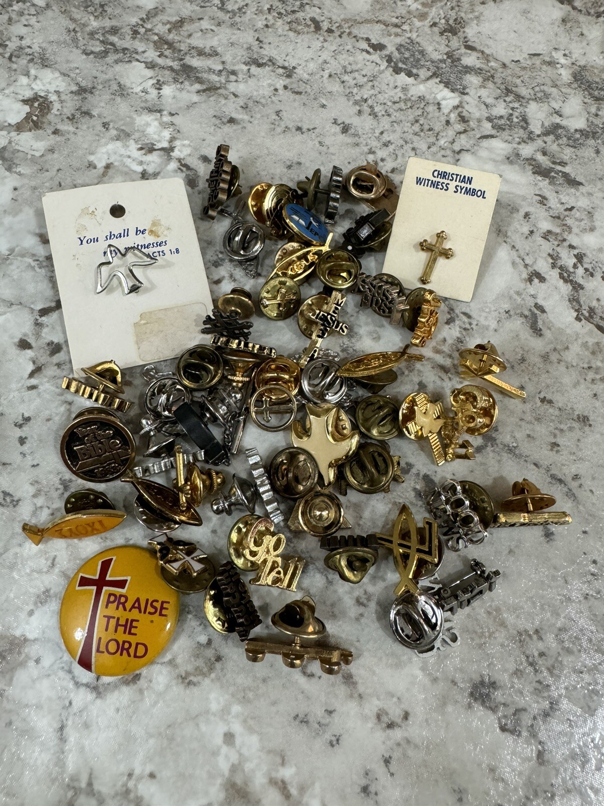 VTG Lot Of 50 Pins, Buttons, Lapel - RELIGIOUS CROSSES/ANGELS, Etc. | eBay