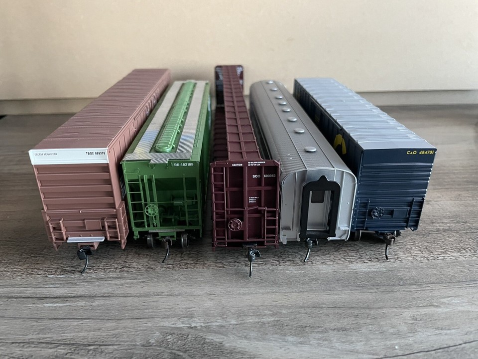 ho scale mixed freight cars, Athearn, Walthers - Lot of 5 | eBay