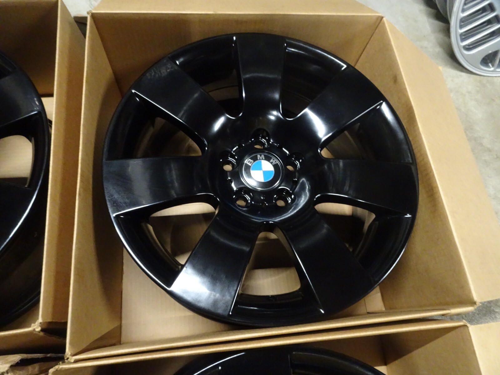 18" FACTORY BMW 3- 5 SERIES E60 18x8 BLACK GLOSS OEM WHEELS RIMS 59476 ...