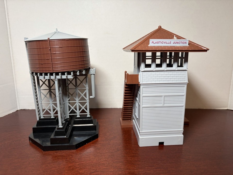Bachmann O Scale Plasticville Switch Tower And Water Tower (Lot Of 2 ...