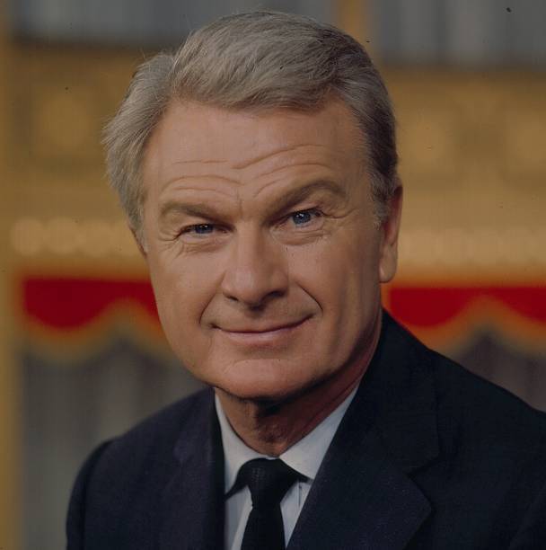 Old Eddie Albert More Than "Green Acres" — The Fascinating Life Of