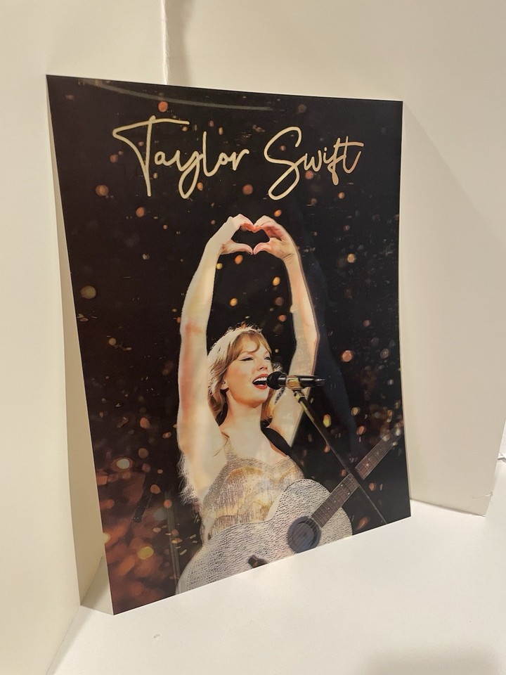 Taylor Swift (fearless) 3D Changing Holographic Lenticular Poster | eBay