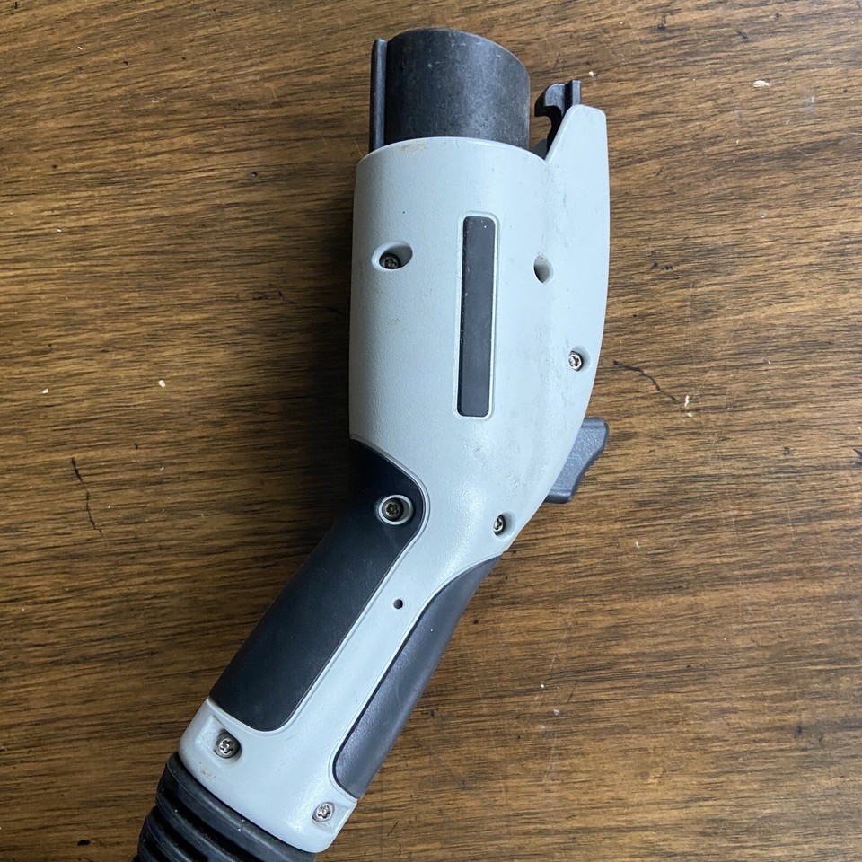 BMW EV charger i3 i8 745e X3 X5 330e 530e i4 i7 charging cable electric ...