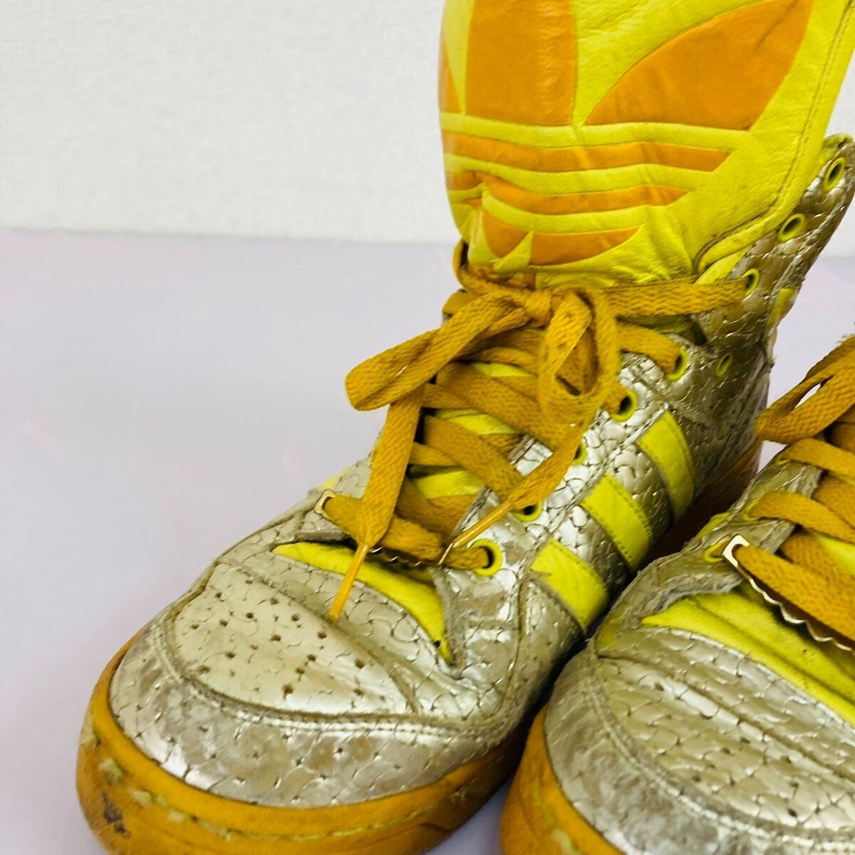 Adidas Jeremy Scott JS Logo G16254 Athletic Sneakers Shoes Adidas Jeremy Scott JS Logo G16254 Athletic Sneakers Shoes