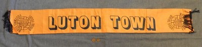 A VINTAGE 1970/1980s SILK FOOTBALL SCARF, LUTON TOWN FOOTBALL CLUB. | eBay