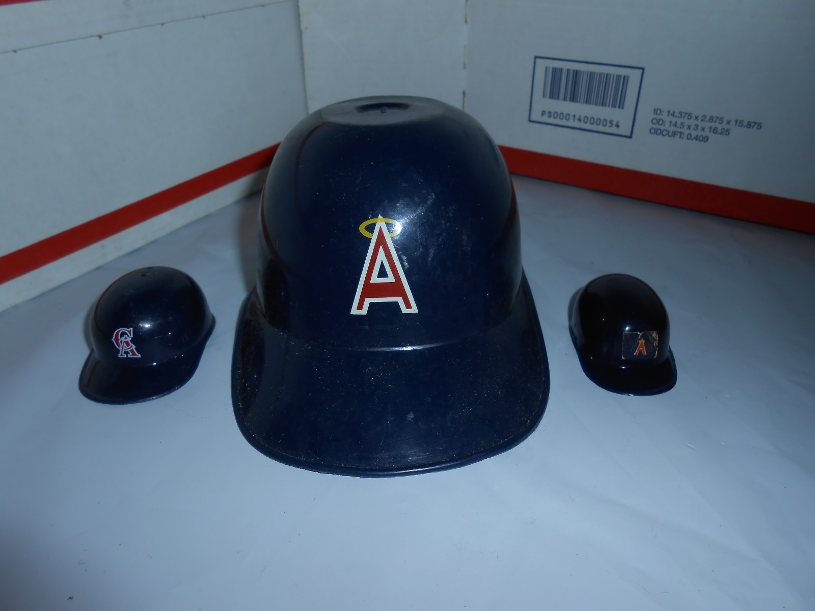 VTG CALIFORNIA ANGELS MLB BASEBALL LAICH ICE CREAM/GUMBALL HELMETS 1 ...