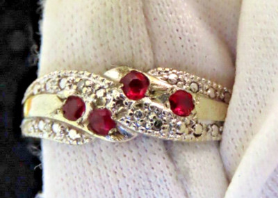 Ring with 4 Rubies in 18k White Gold | eBay Australia
