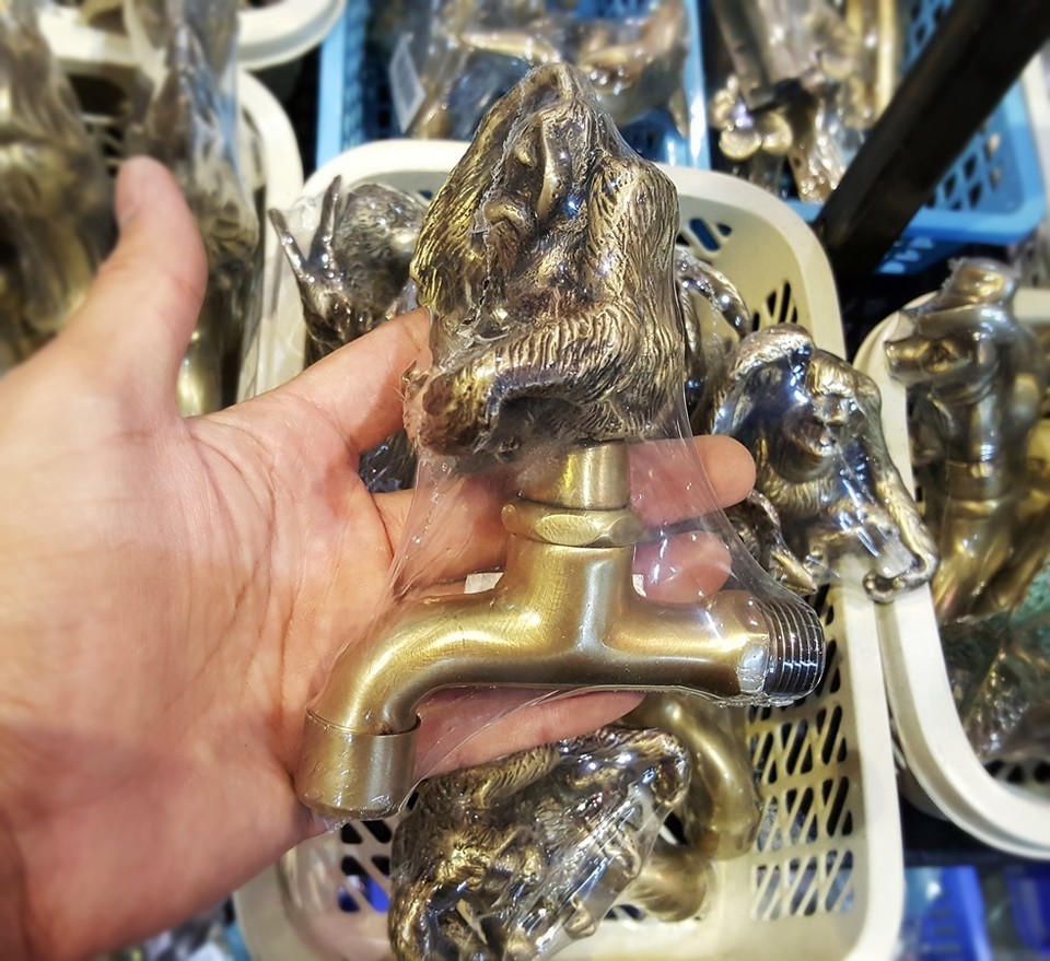 Brass Basin Sink Faucet Tap Monkey Spigot Gorilla Vintage Water Home ...