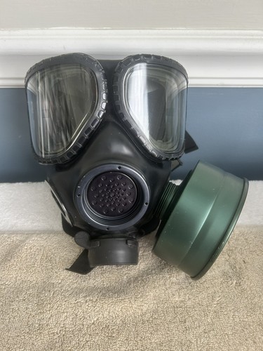 US Military M40 Gas Mask Medium/Large Face Mask & Filter | eBay