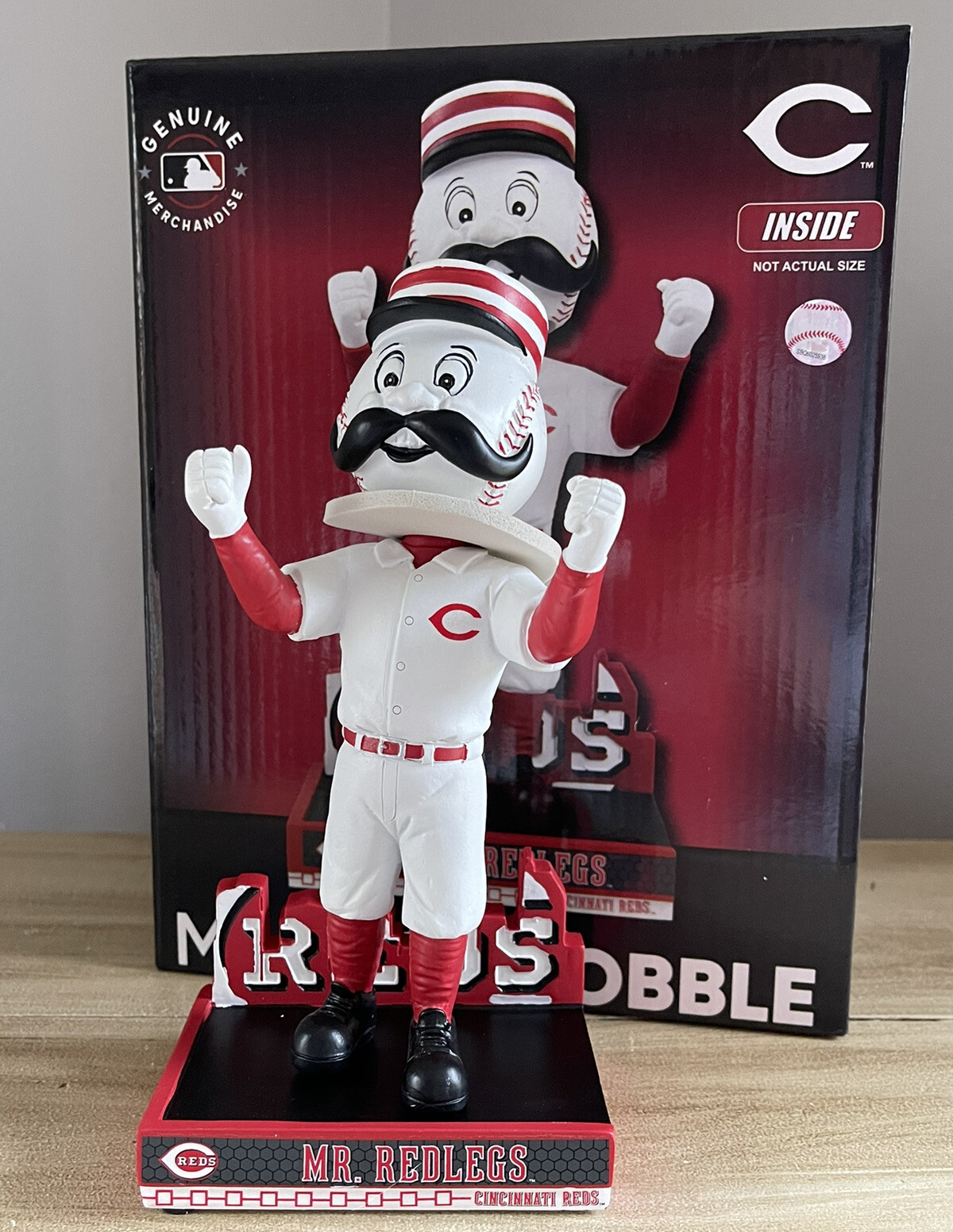 MR. REDLEGS Reds & WHO DEY Bengals CINCINNATI Skyline Mascots ...