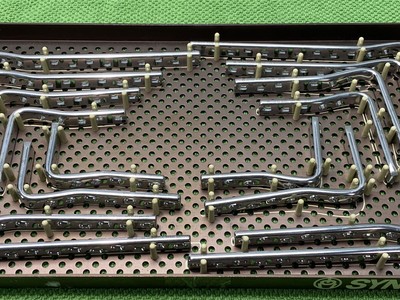 Medical Specialties - Synthes Set