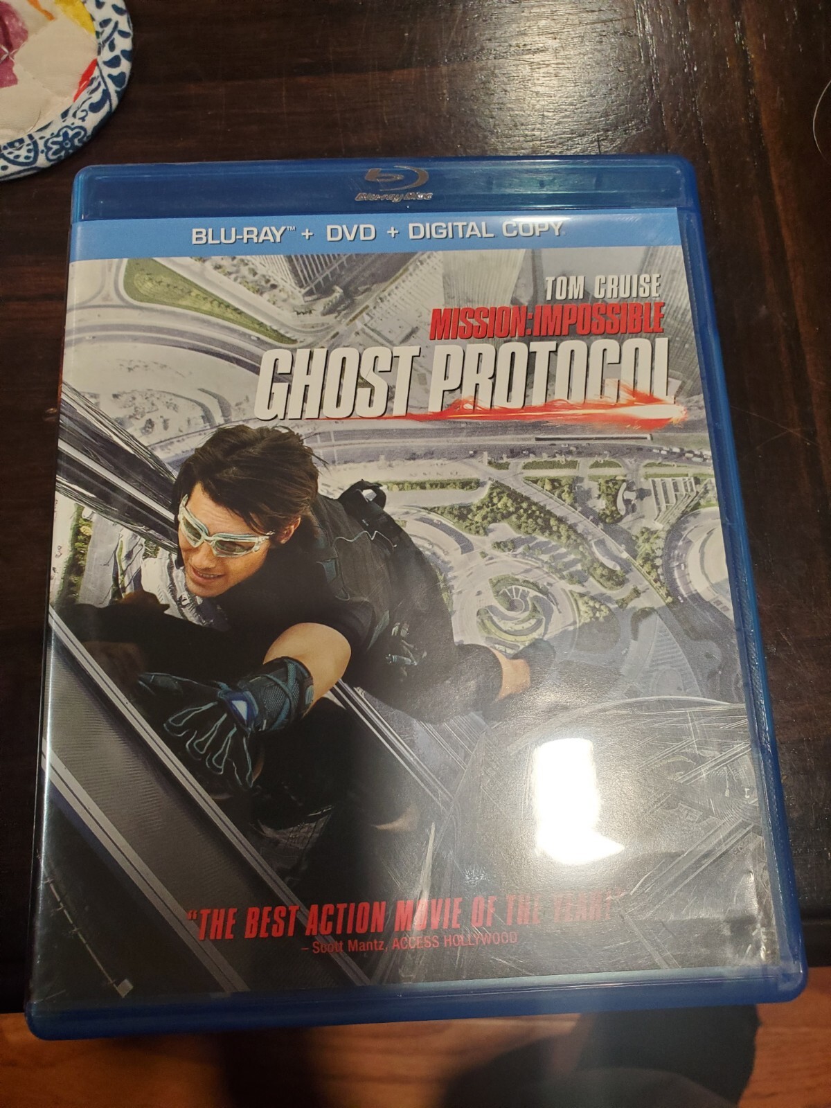 Mission: Impossible - Ghost Protocol (Two-Disc Blu-ray/DVD Combo ...