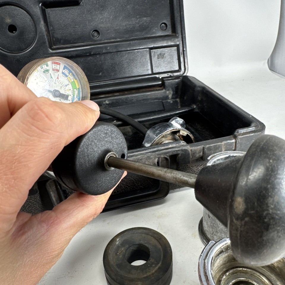 Stant ST 270 12270 Cooling System Pressure Tester Set Kit Hard Case w ...