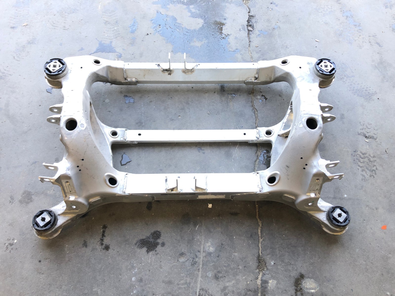 Rear Subframe Tesla X for sale | Only 2 left at -70%