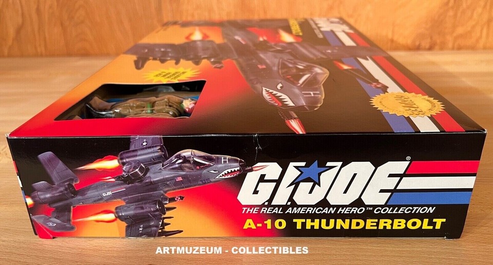 GI JOE 1997 A-10 Thunderbolt Toys R Us EXCLUSIVE General Hawk & Ace ...